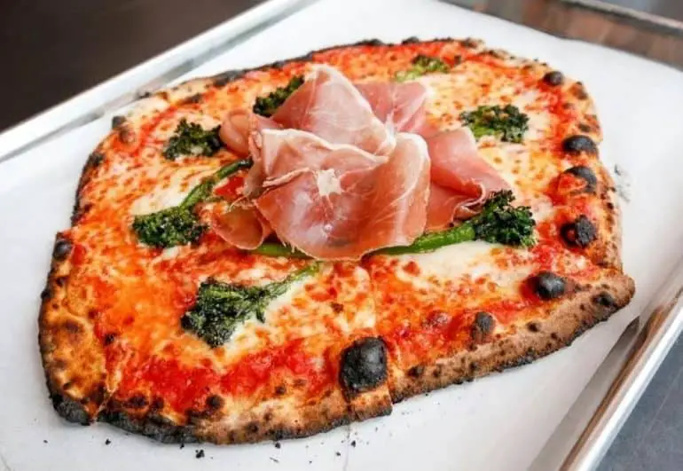 17 of the BEST Pizza Places in Denver