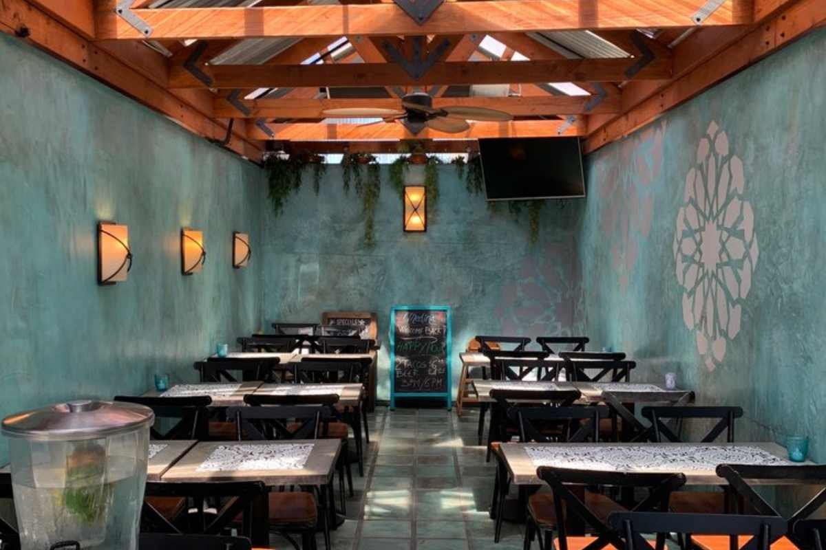 3 Unforgettable Hole in the Wall Restaurants in San Diego, CA - Go To ...