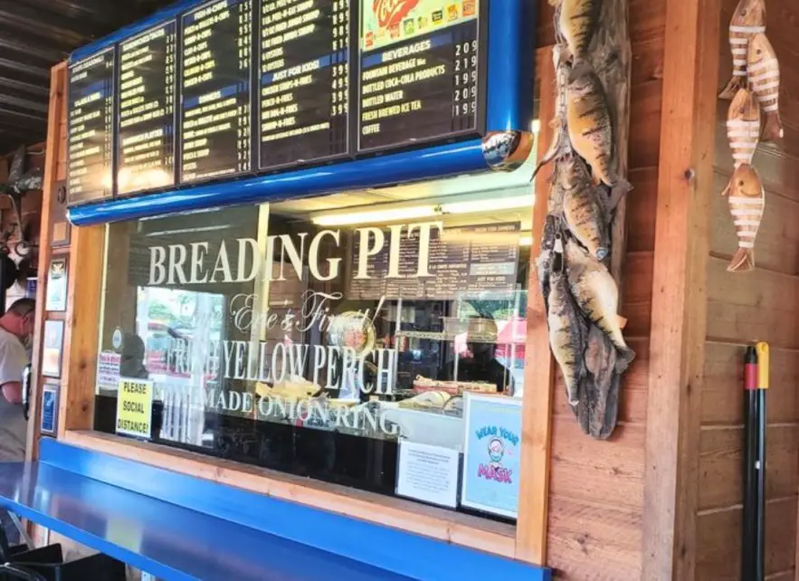 Discover These Hidden Gems in Port Clinton, Ohio - Go To Destinations