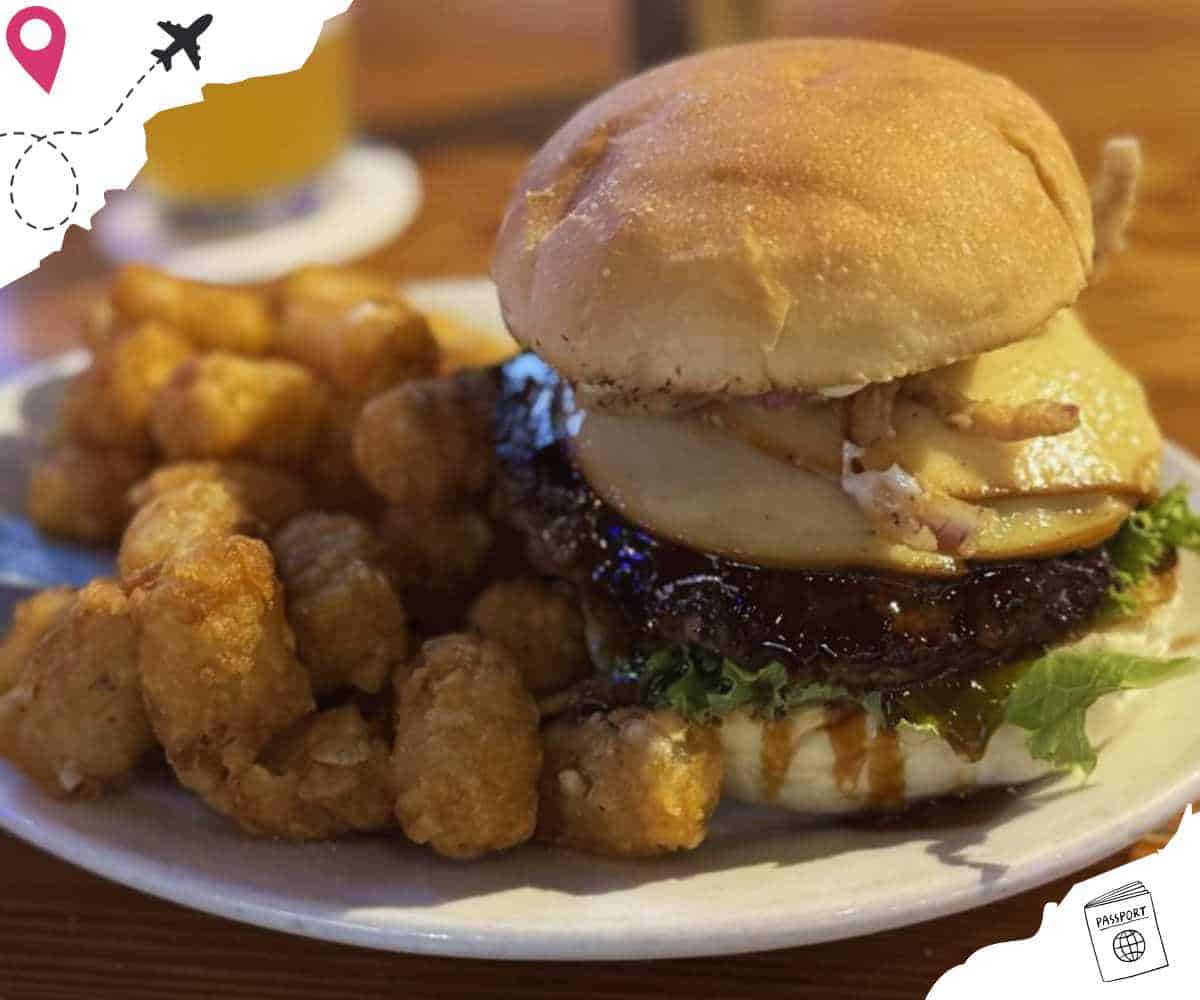 4 of The BEST Cheeseburger Restaurants in Tennessee