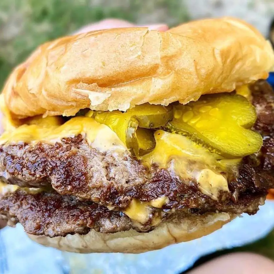 Have You Tried these 3 INSANE Burger Spots in Eugene, OR?