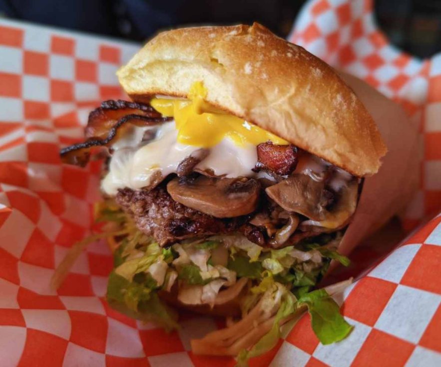 How This CUTE Mom and Pop Burger Spot Won Hearts in Tustin, CA - Go To ...
