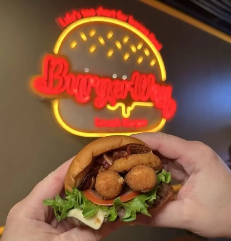 How a Burger Joint Creates Irresistible Burger Perfection - Go To ...