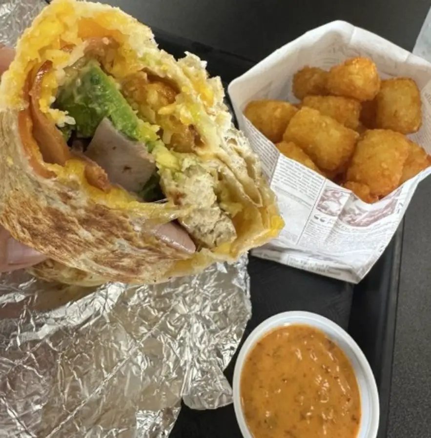 Why Commuters Obsess Over This Bite Spot in Santa Ana, California - Go ...