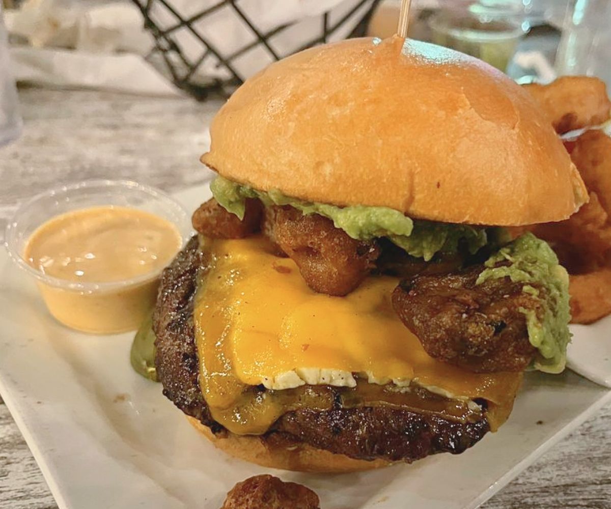 Arizona's Most Addictive Burgers Are Hiding in Old Town Scottsdale - Go ...