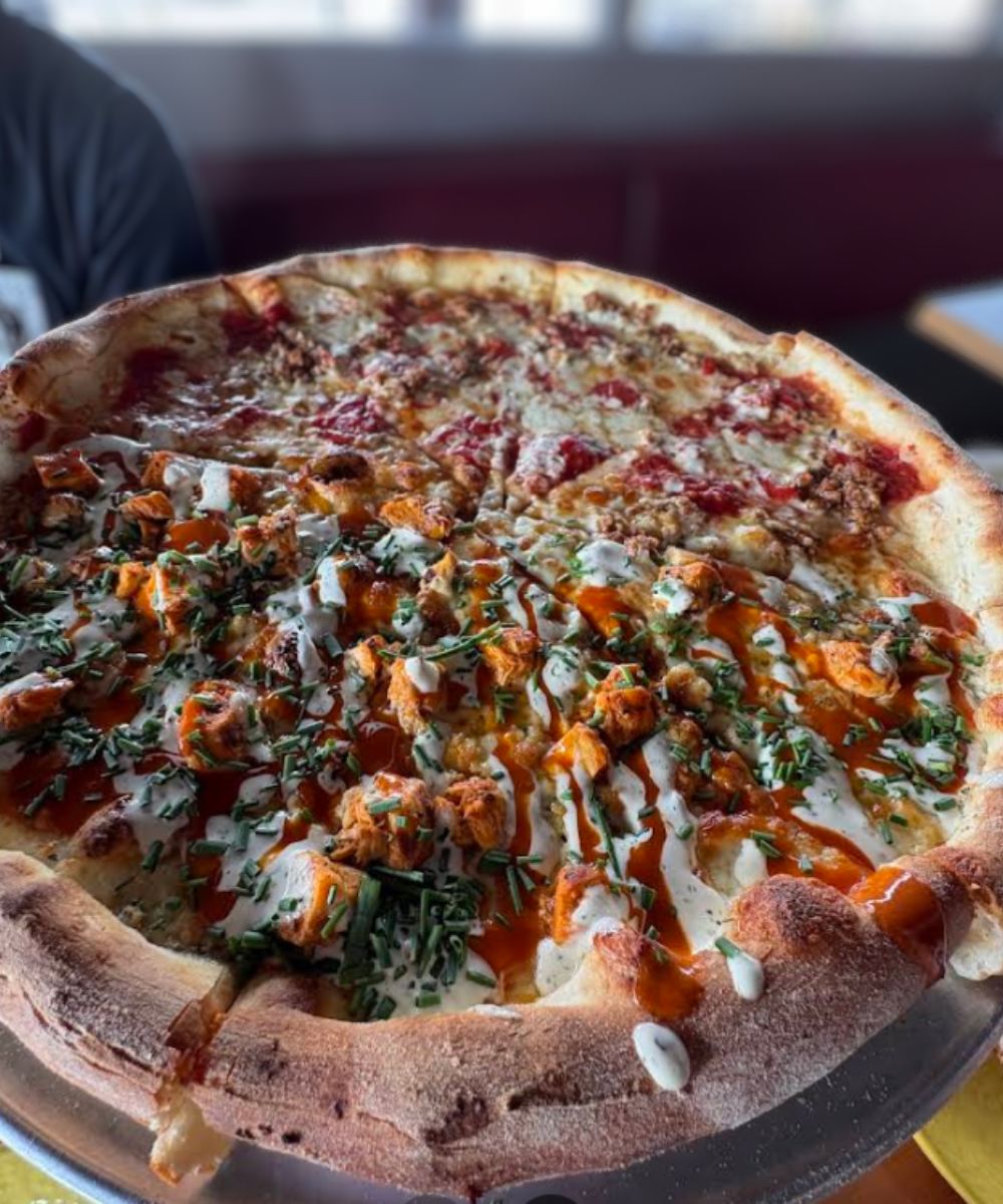 Locals' ADORE this Cute Mom and Pop Pizza Spot in San Diego, CA - Go To ...