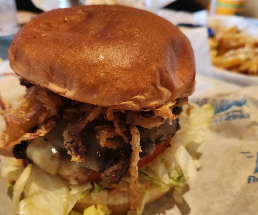 This Underrated Burger at Arizona Has Locals Driving Across Town - Go ...
